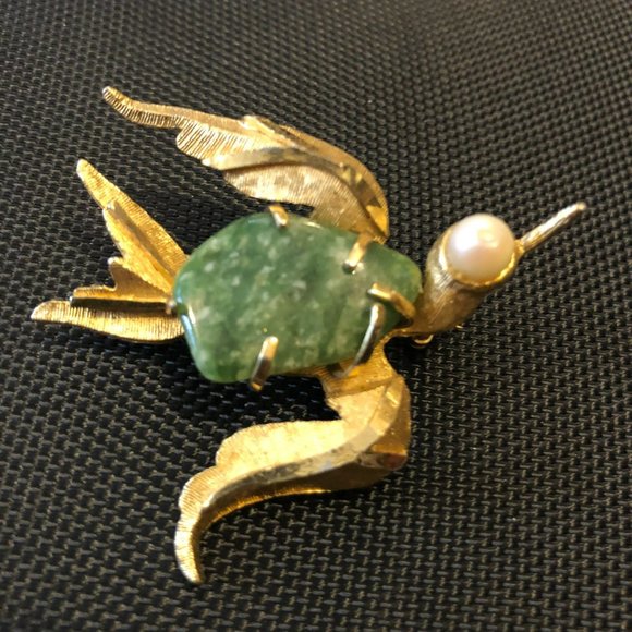 BSK | Jewelry | Vintage 97s Bsk Gold Plated Jade Freshwater Pearl Bird ...